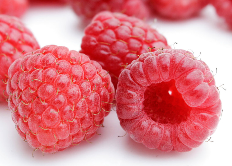 Raspberries · canned · red · heavy syrup pack | 91 calories | Happy Forks