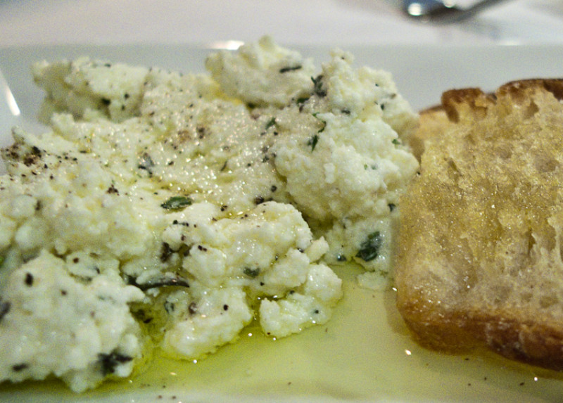 Fromage fort recipe | 328 calories | Happy Forks