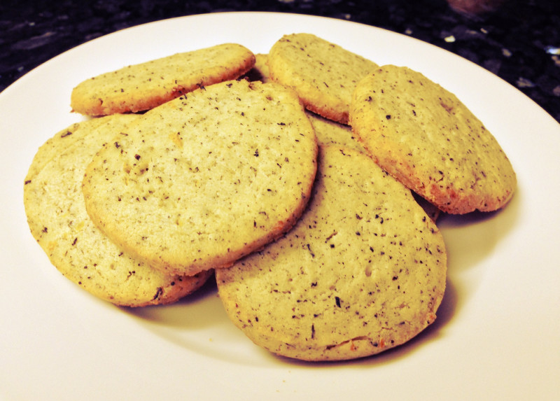 Espresso shortbread coins with dark chocolate freckles recipe | 496 ...