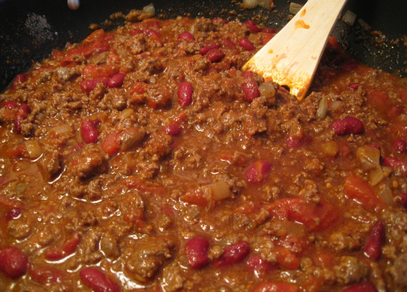 Bourbon bison chili recipe | 76 calories | Happy Forks